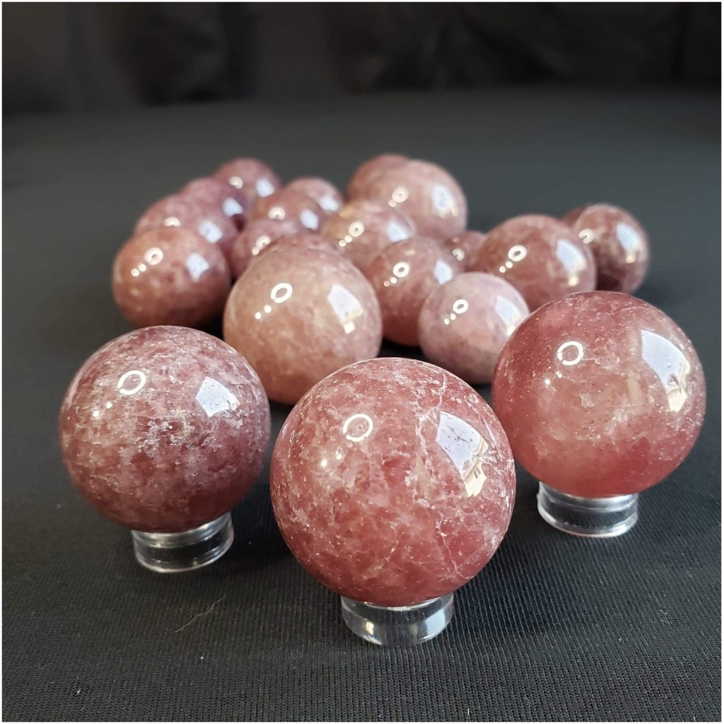 Strawberry Quartz AKA Tanzberry sphere - scarce material - Anna Mae ...